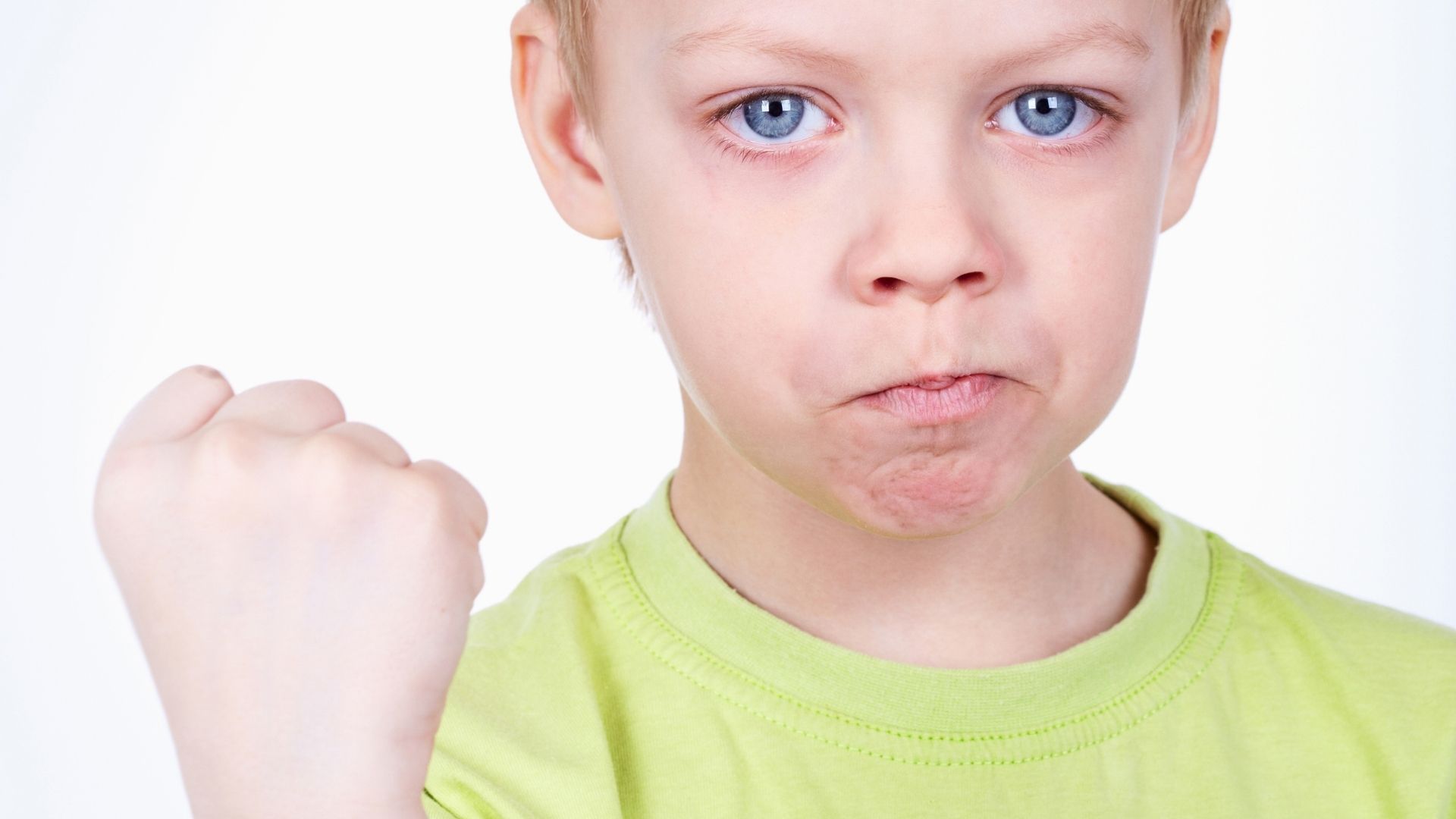 Mon enfant m'insulte, me bouscule, me menace. Reprendre le lead